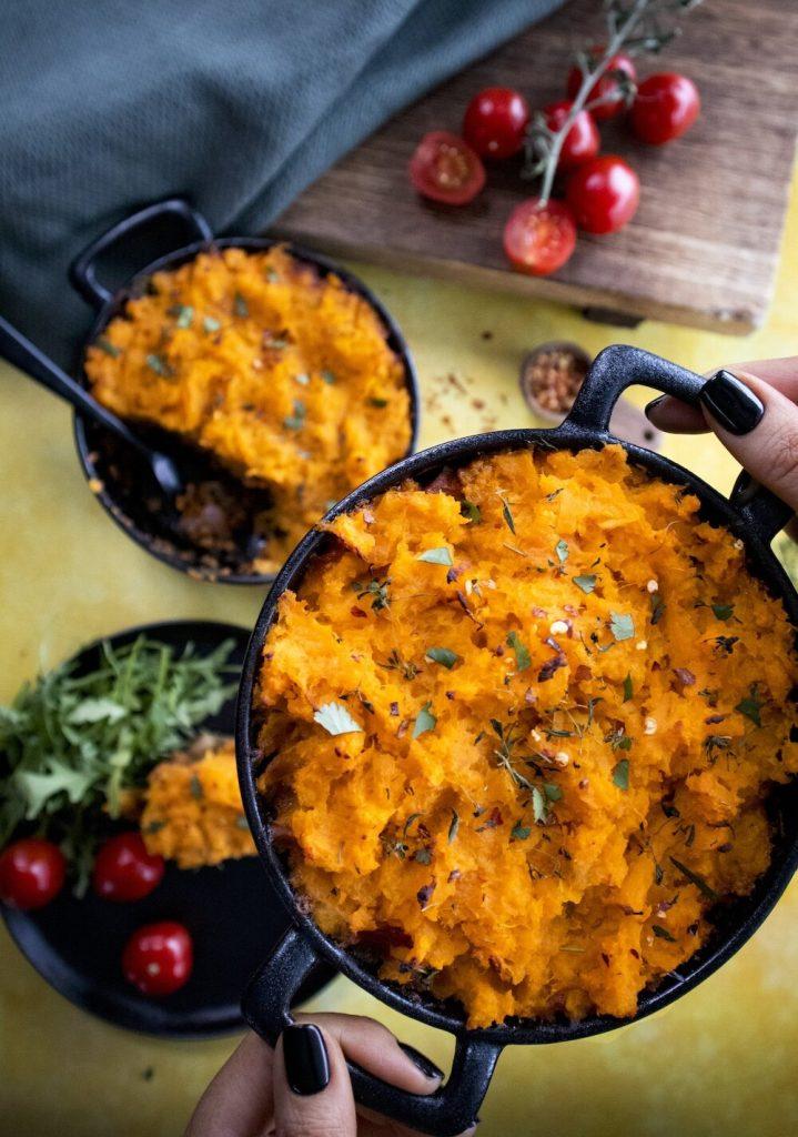 % Shepherd's pai med søtpotetlokk - Vegetarentusiast.no